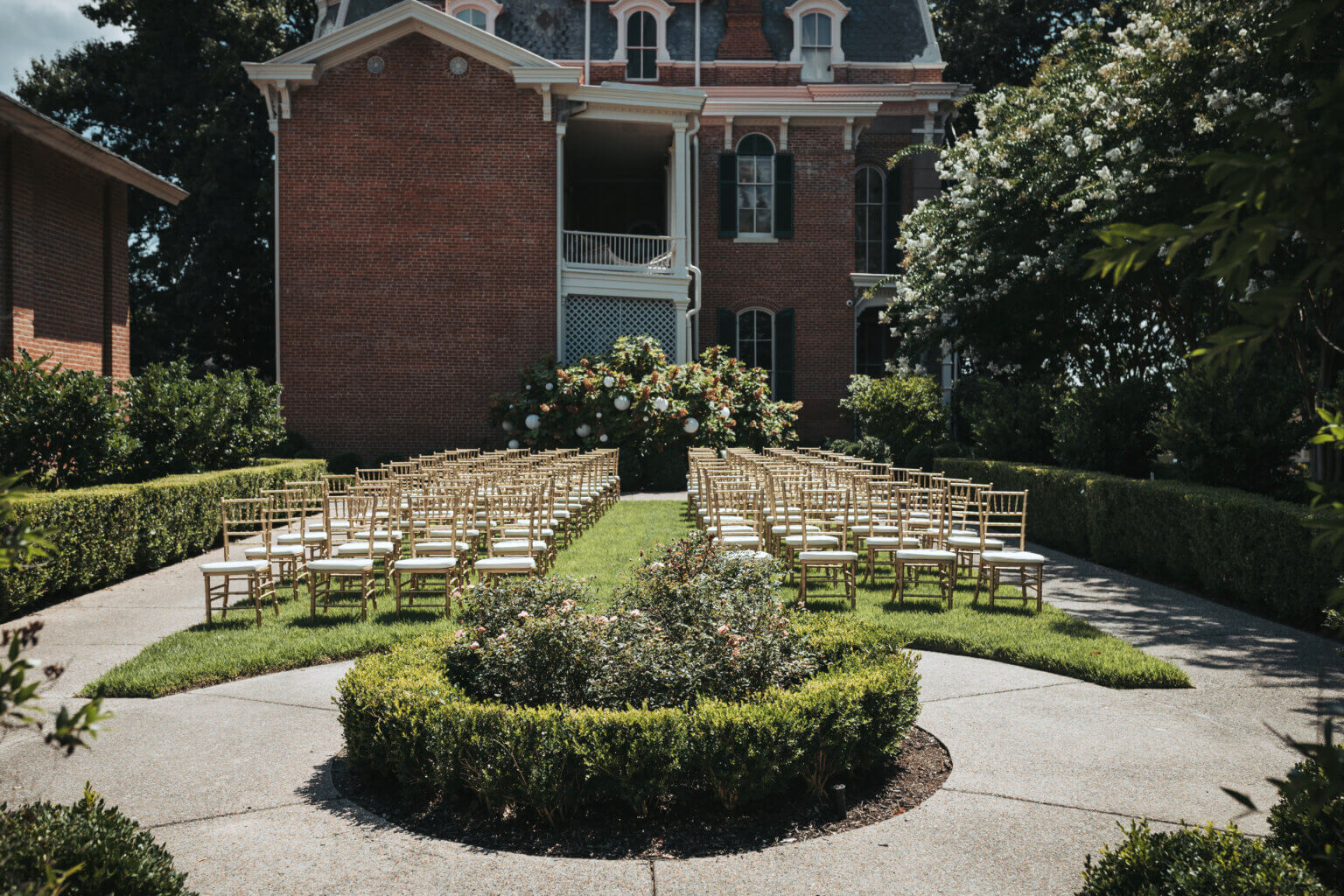 A Gorgeous Woodruff Fontaine House Wedding in Memphis